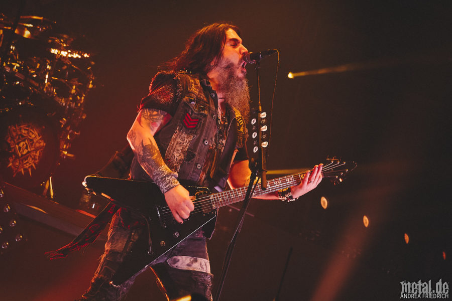 Machine Head veröffentlichen heute ihr neues Album "UNATØNED • metal.de