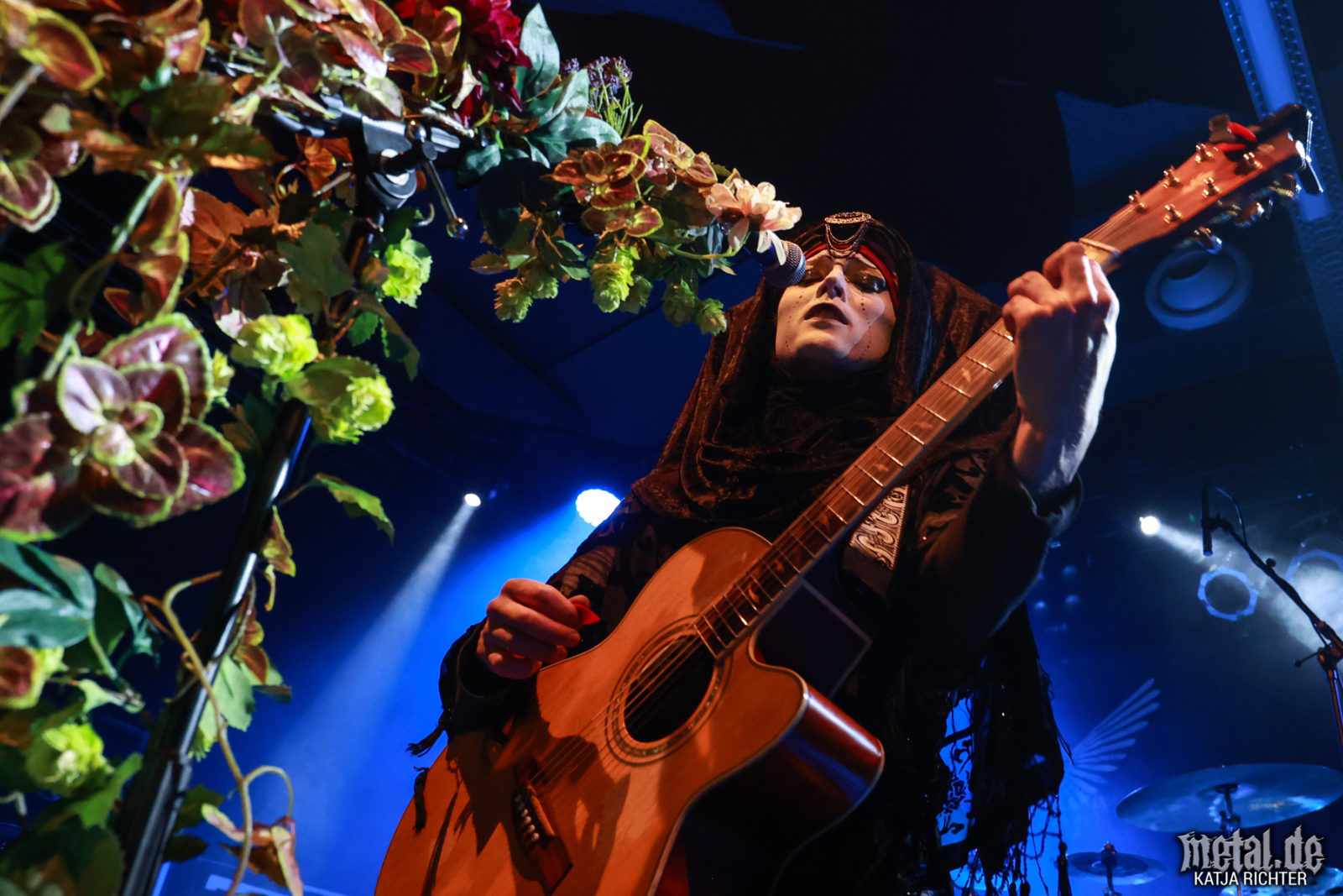 Jonathan Hultén - Album "Eyes Of The Living Night" • metal.de