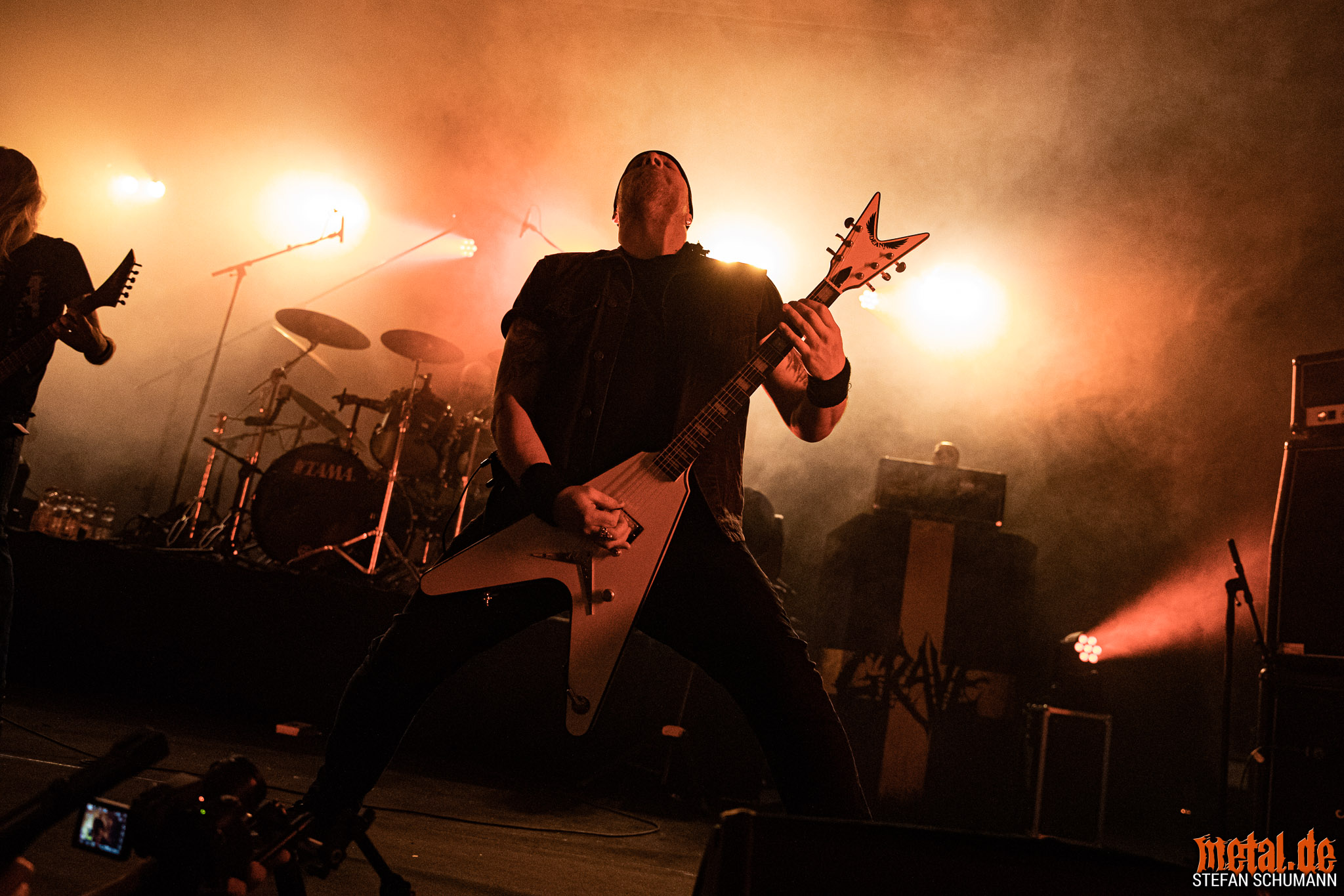 Grave - Grave • metal.de