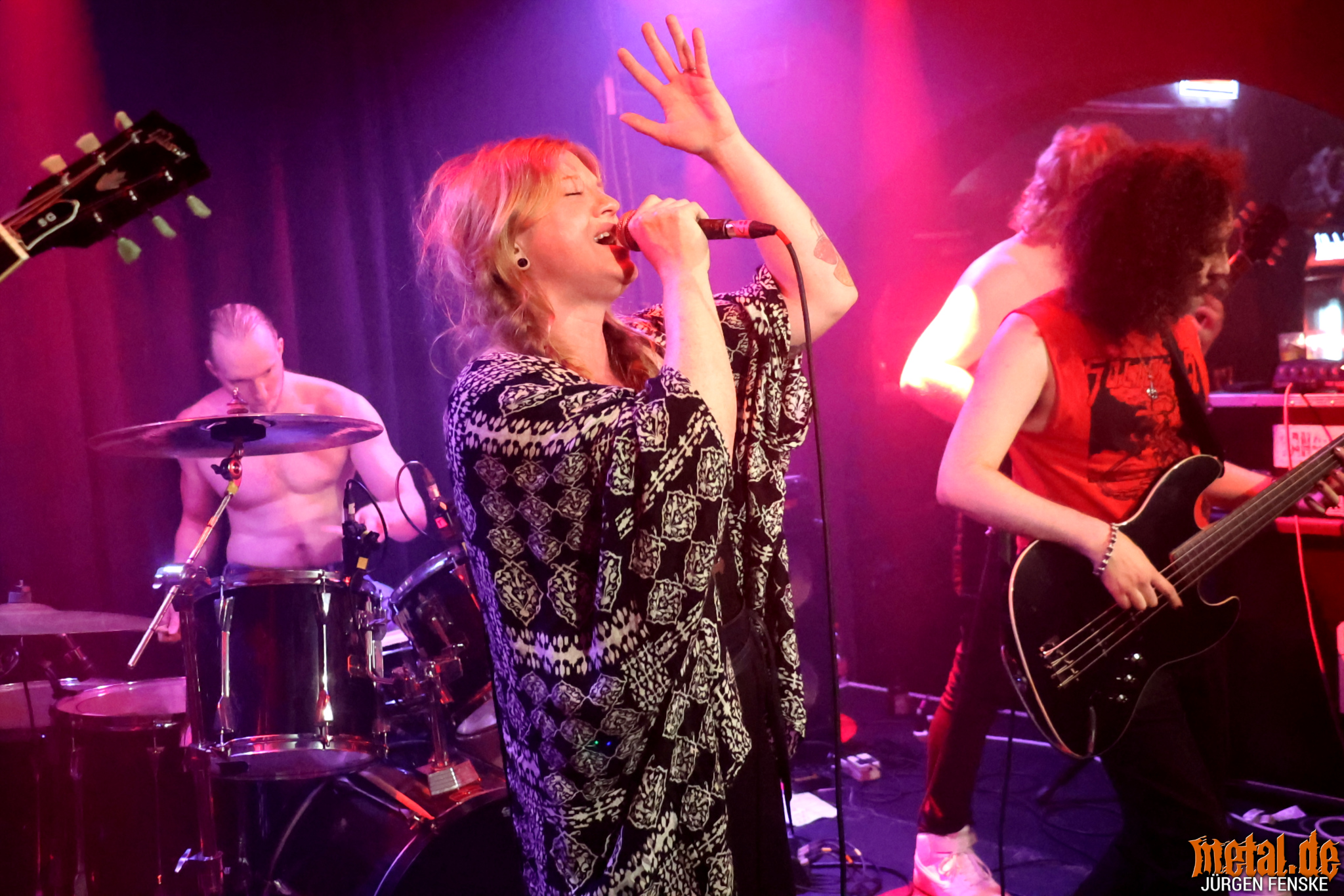 Smoulder • metal.de