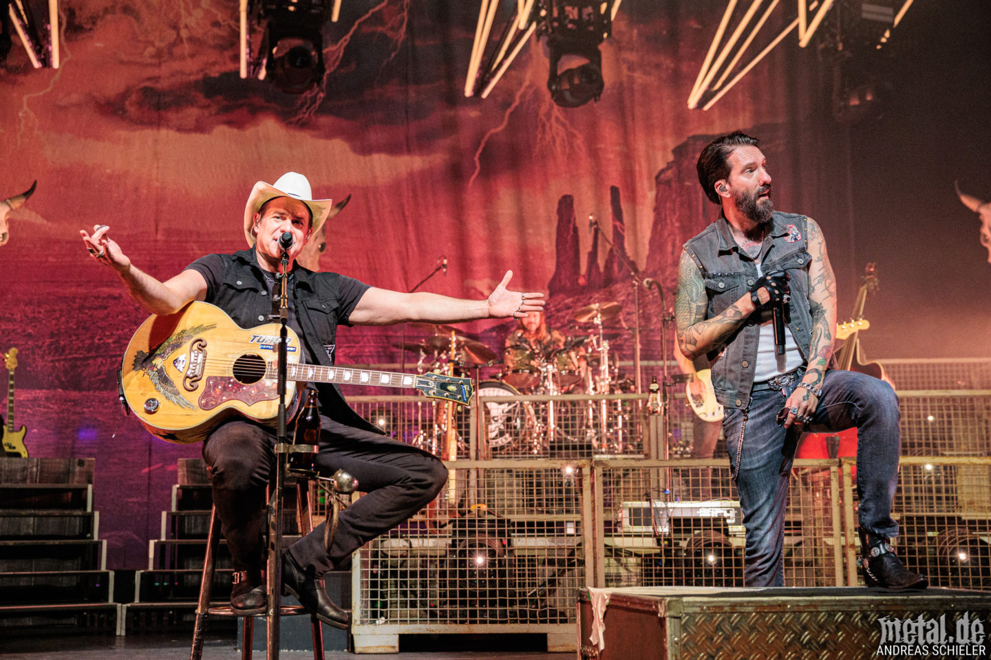 The BossHoss - Back To The Boots Tour 2025 • metal.de
