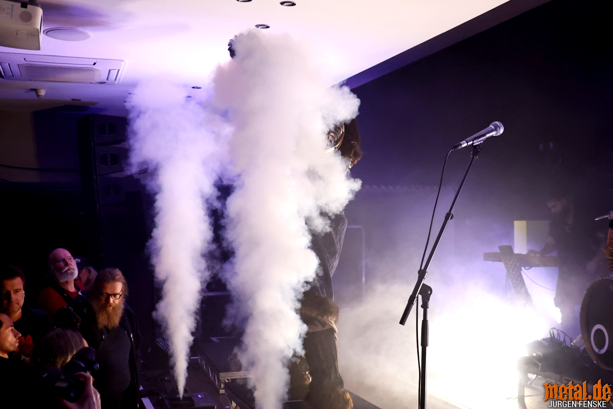 Wind Rose - Warfront • die Review zum neuen Album auf metal.de