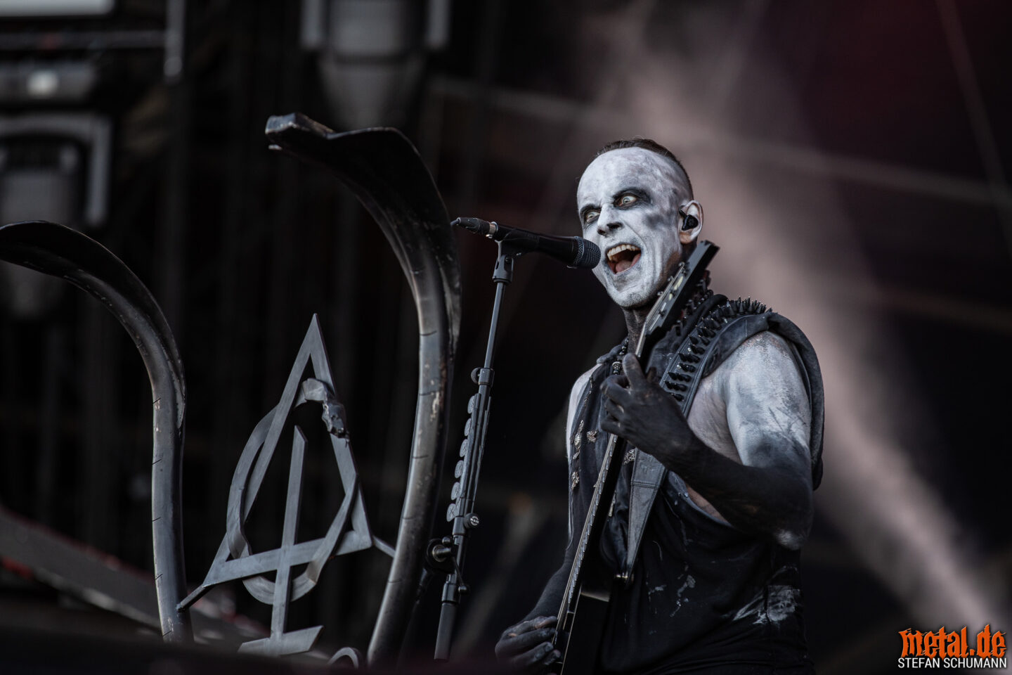 Behemoth & Dimmu Borgir Announce Co-Headline Tour 2026: Zenith • metal.de