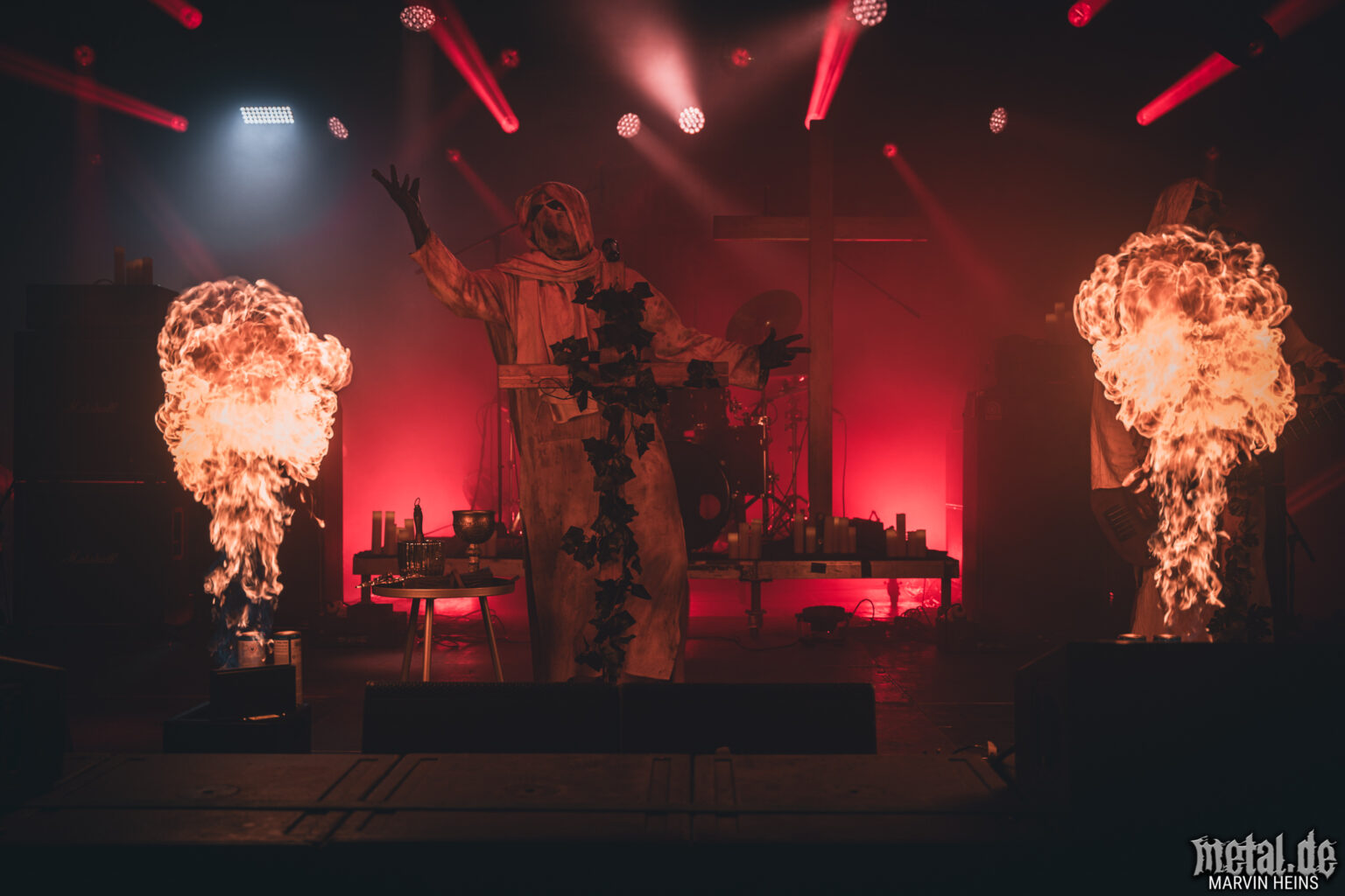 Non Est Deus - Legacy Die ausführliche Review • metal.de