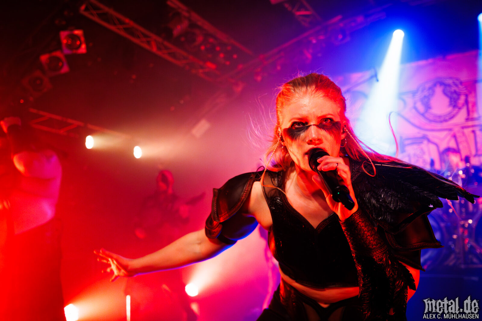 Brothers Of Metal - Fimbulvinter Review • metal.de