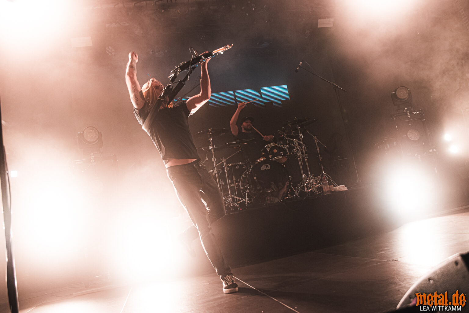 Adept veröffentlichen Single „Heaven“ • metal.de