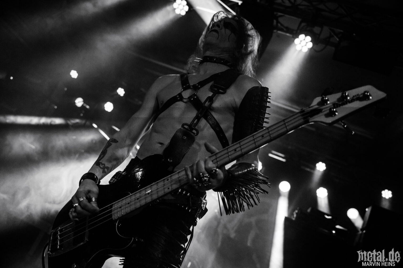 Desaster - "Kill All Idols" - Black Thrash Metal - die Review auf metal.de!