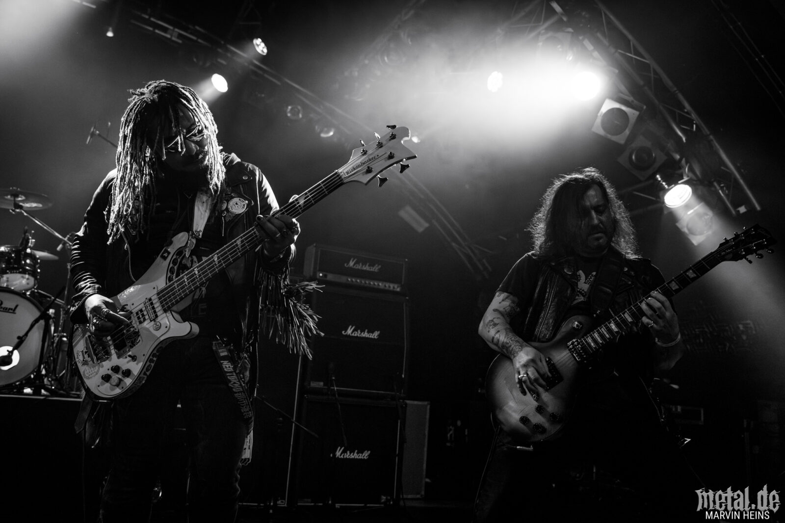 Tower - Let There Be Dark Review • metal.de