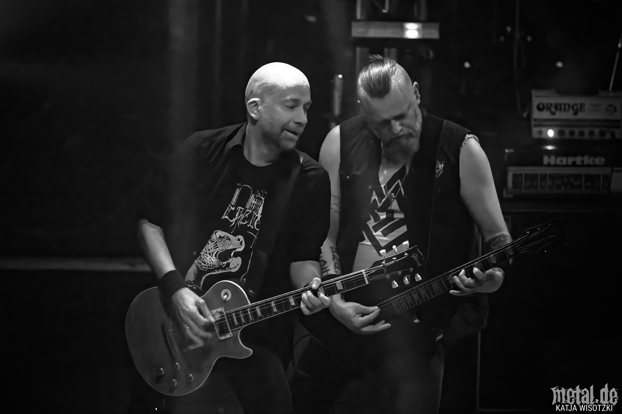 Helheim - HrabnaR / Ad vesa Review • metal.de