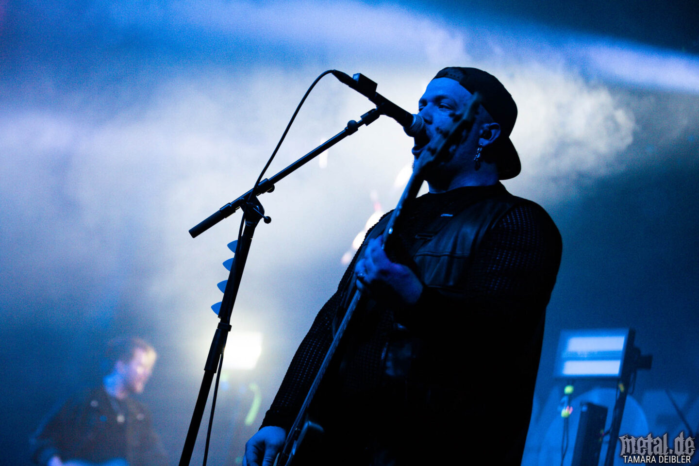 From Fall To Spring - Tour 2025 • metal.de