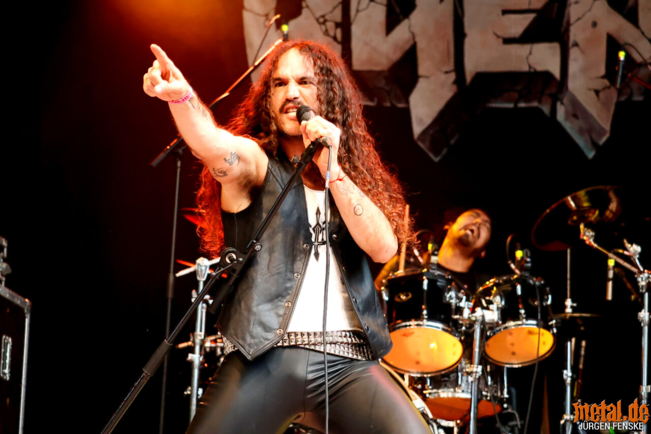 Hyena - Interview zu About Rock And Roll • metal.de