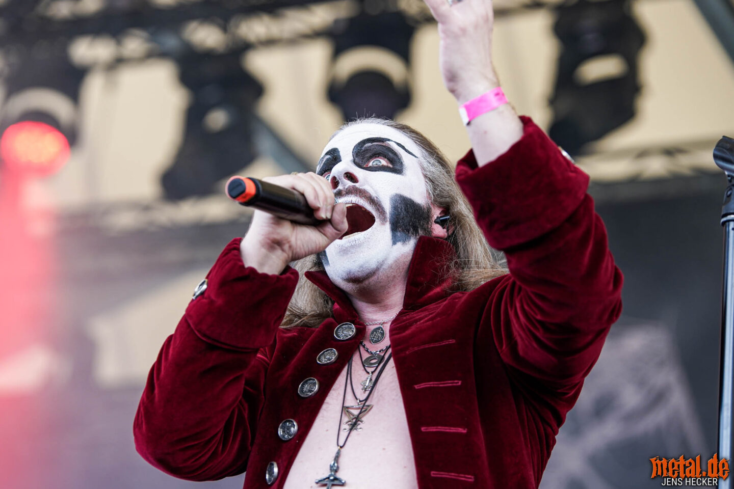 Rock Hard Festival 2025 - Interview mit ATTIC • metal.de