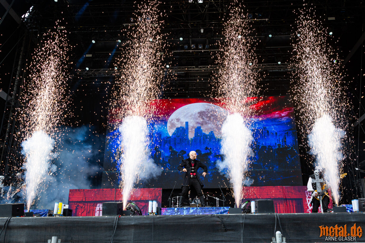 Dominum veröffentlichen neues Album und neues Video • metal.de