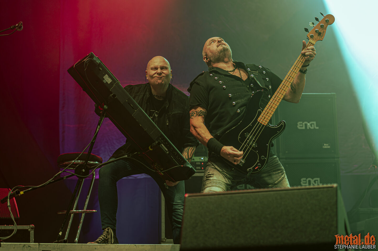 Axel Rudi Pell - Ghost Town • die Review auf metal.de