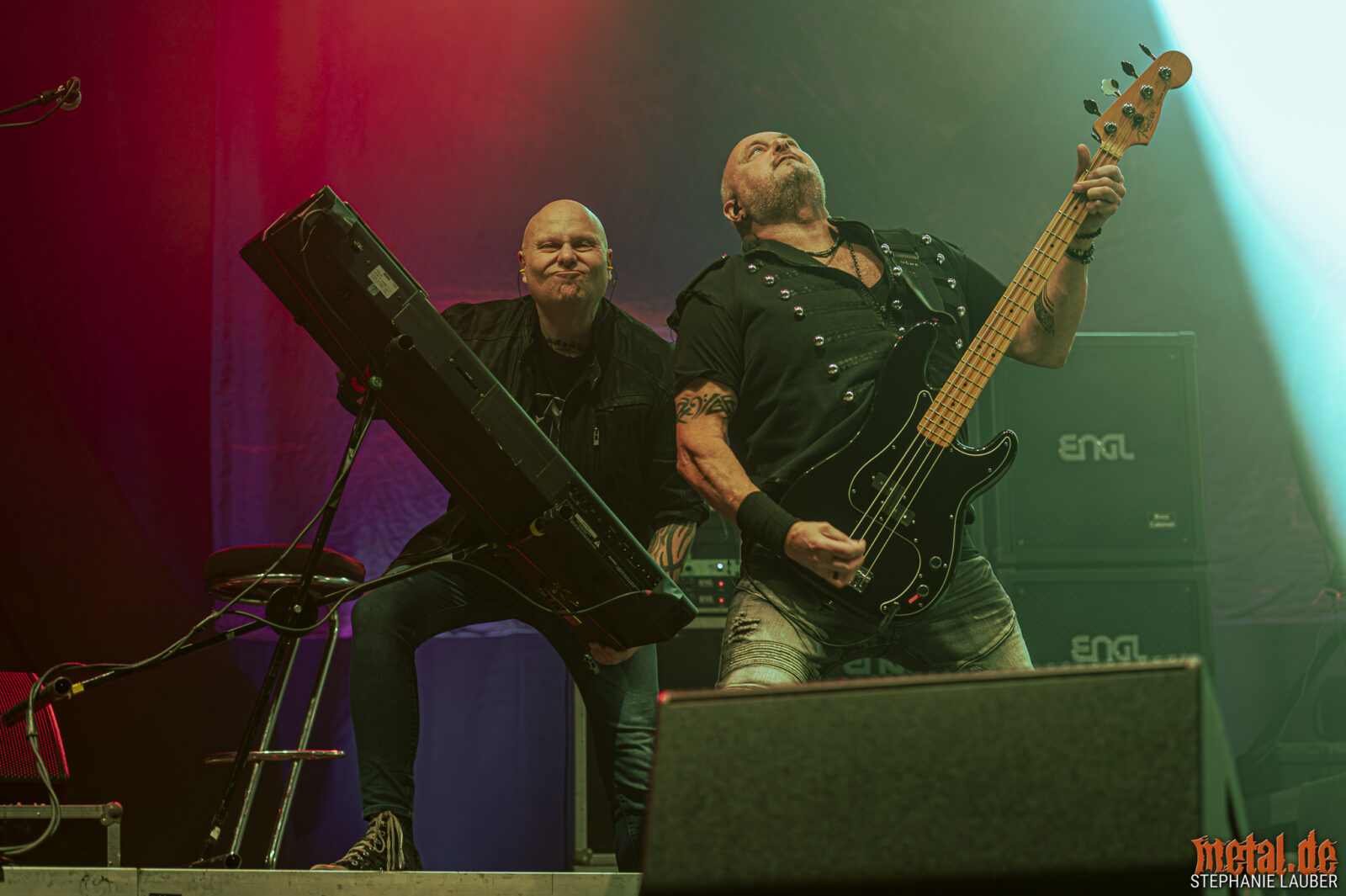 Axel Rudi Pell - Ghost Town • die Review auf metal.de